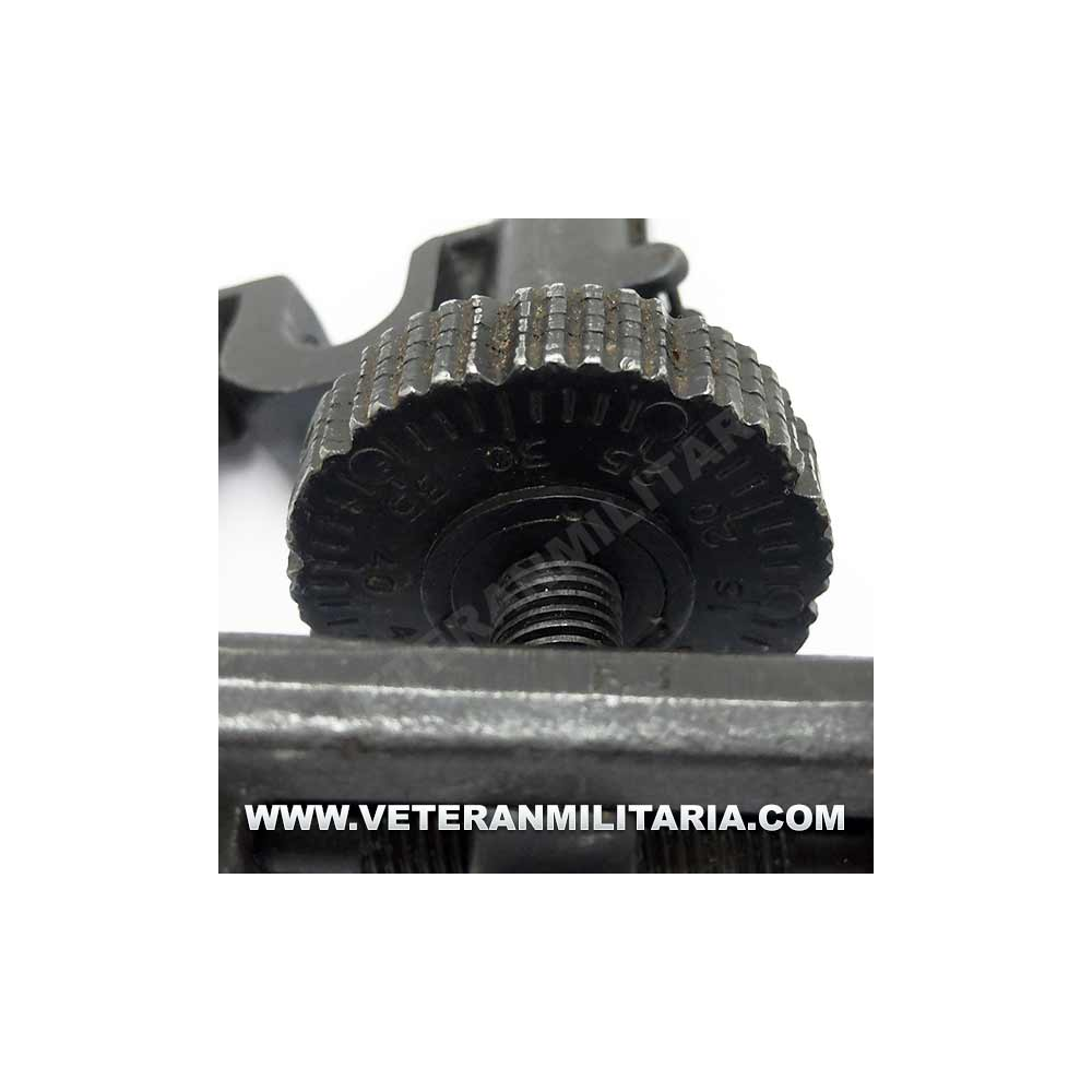 Traverse and Elevation Mechanism T&E